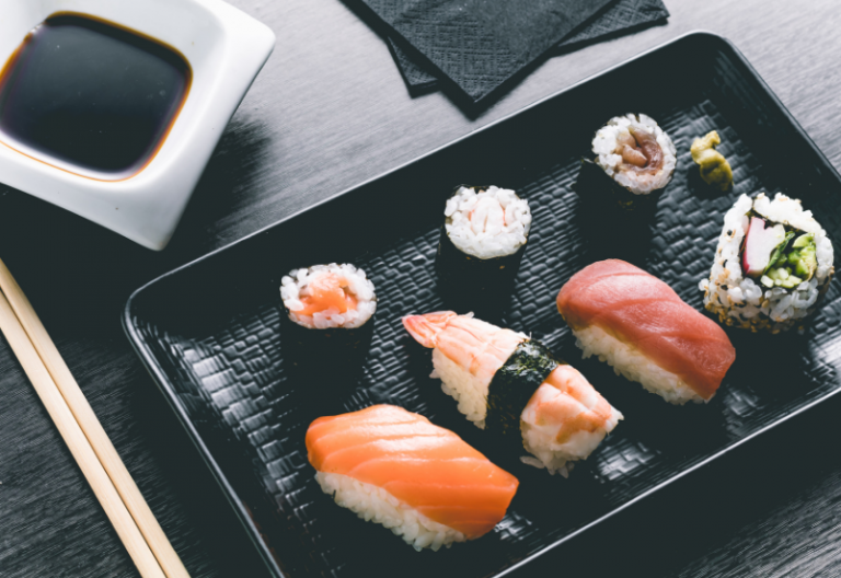 Omakase, The Extravagant Japanese Dining Experience – chefs help ...